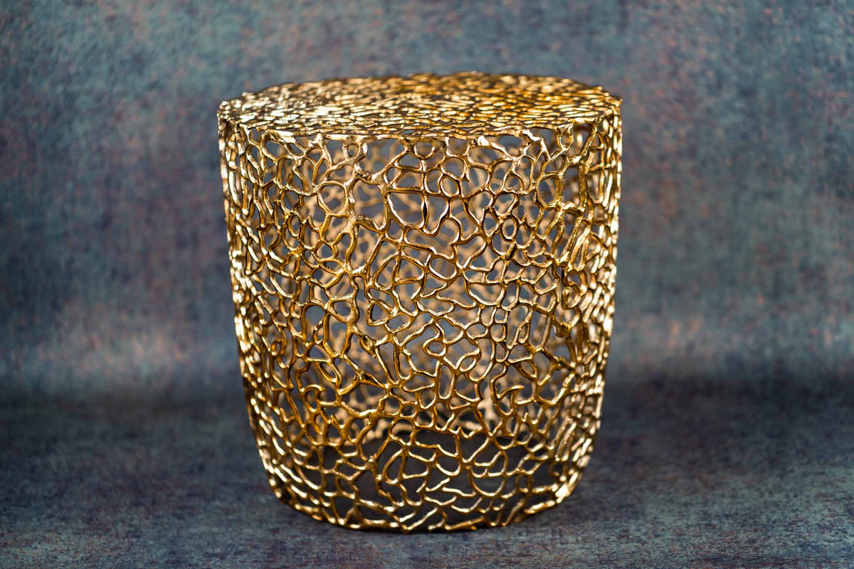 IRISU - Side Table– MOMO Interiors